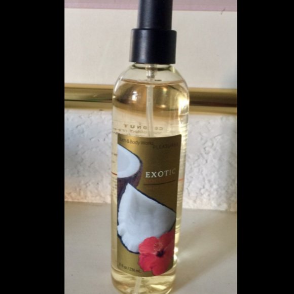 Makeup | Bath Body Works Exotic Coconut Body Splash | Poshmark